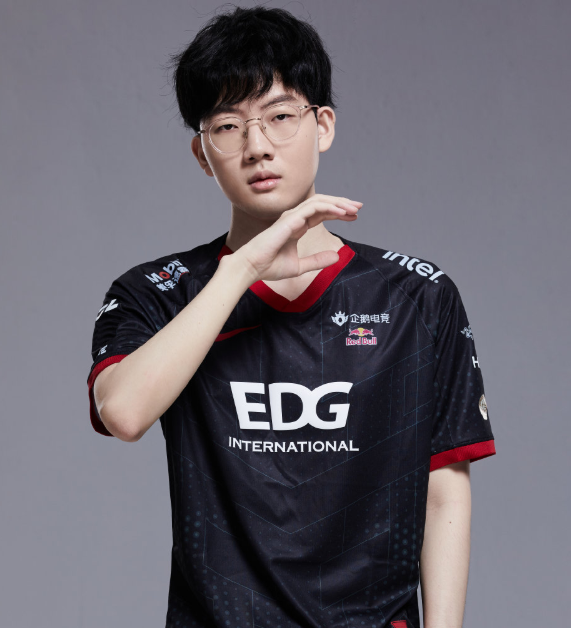 太狂了！EDG生死局Viper喊话教练：有卢锡安直接拿你怕什么呢-小米游戏中心