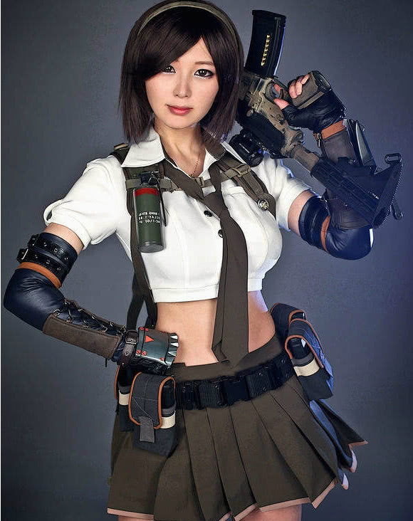 精致的CF手游cosplay，绝对是这两个零，最后两个无语 - 穿越火线-枪战王者-小米游戏中心