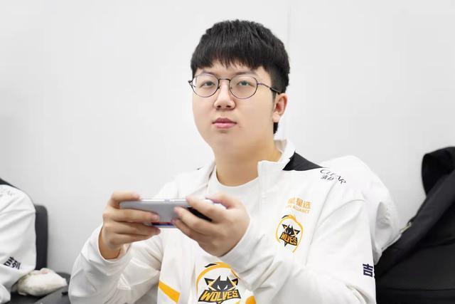 狼队3-1XYG，豪取6连胜！Fly和向鱼疯... - 王者荣耀-S34赛季云梦有灵资讯-小米游戏中心