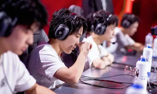 24日KPL：XYG能否再胜TTG稳住季后赛？AG能否拿到第三分比肩WB？-小米游戏中心