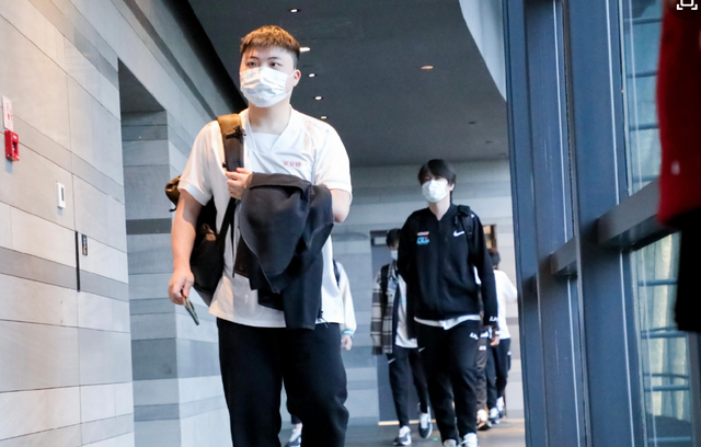 输iG后Uzi首次参加训练赛，对阵V5或再度上场，BLG终于想通了？-小米游戏中心