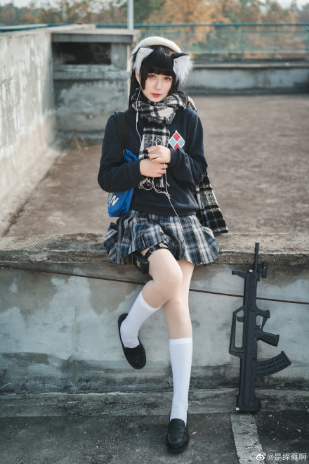 《少女前线》95式COS：面容精致-小米游戏中心