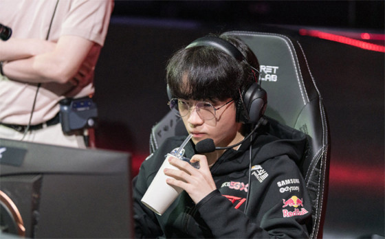 LPL解说记得预测S11四强赛：想看到Faker夺冠-小米游戏中心