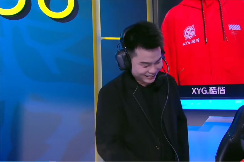 XYG只有一个半人在C，中野辅状态低迷，教练组该补强了-小米游戏中心