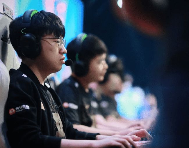 没有LPL春冠进不了世界赛的！957直言：RNG稳进S赛的不用争-小米游戏中心