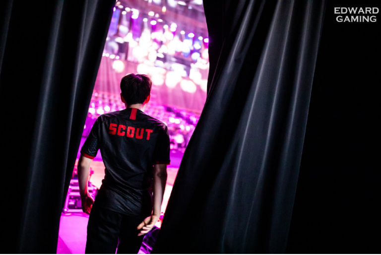 电竞人物传：风流叹今朝，坚守筑传奇，S11 FMVP Scout学弟-小米游戏中心