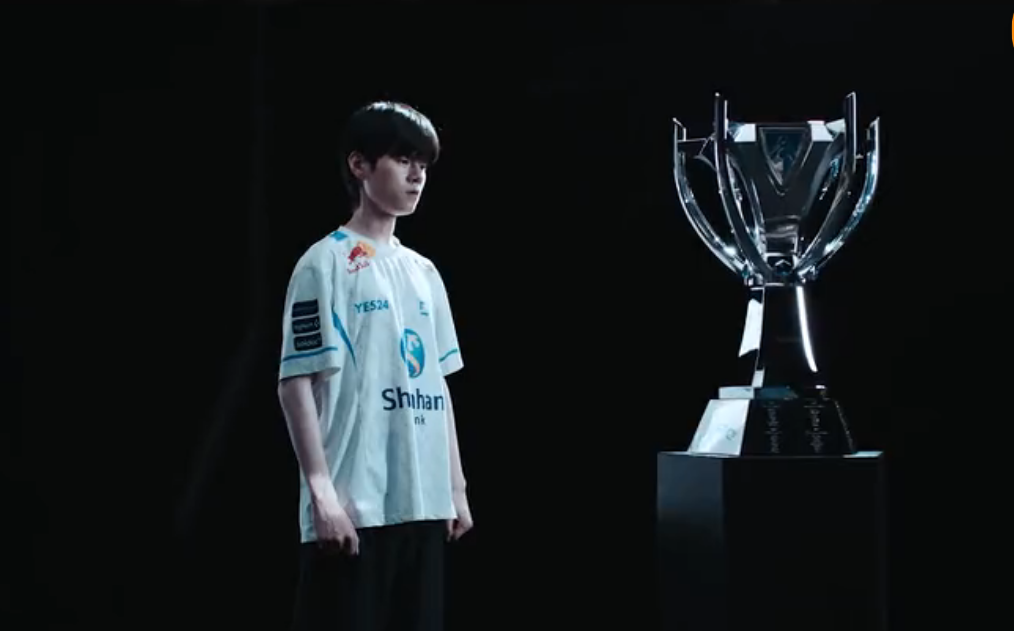 DRX为何被称“史上最励志冠军”？ - 英雄联盟电竞经理资讯-小米游戏中心