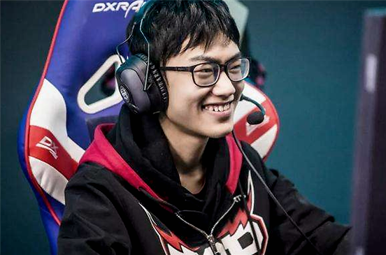 LOL：从网吧路人大神到LOL职业选手，你都知道哪些呢？资讯-小米游戏中心