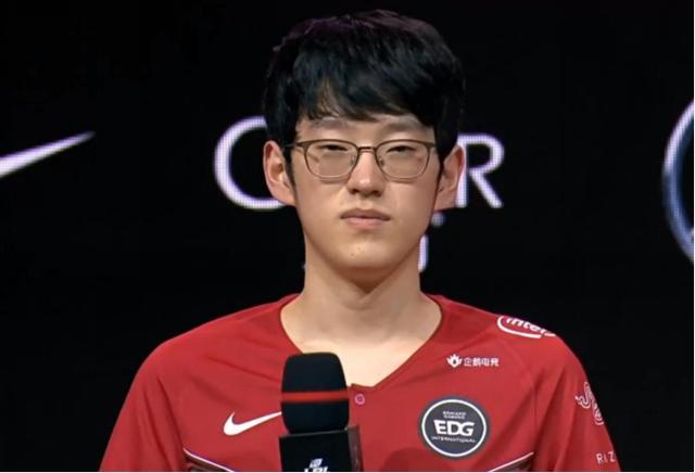 EDG让一追二击败VG，Scout佐伊全场乱秀，泪目表示还会加油的资讯-小米游戏中心