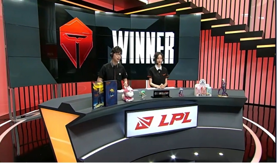 LPL解说鼓鼓精准道出SN连胜终结奥秘！原来是中单！资讯-小米游戏中心