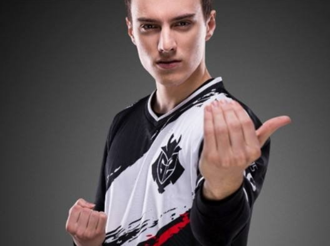 G2晒合照Caps电脑成亮点，FPX进场嘲讽后，G2再次整活反击资讯-小米游戏中心