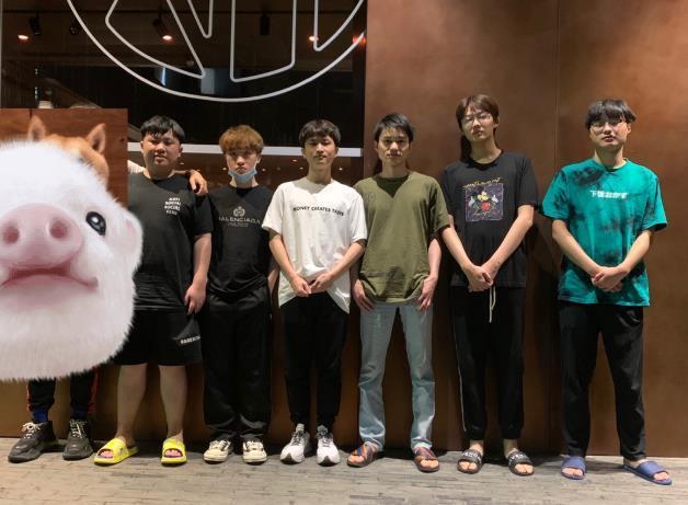 昔日IGY再聚首！乐言成为流量担当，有三人在LPL只能替补资讯-小米游戏中心