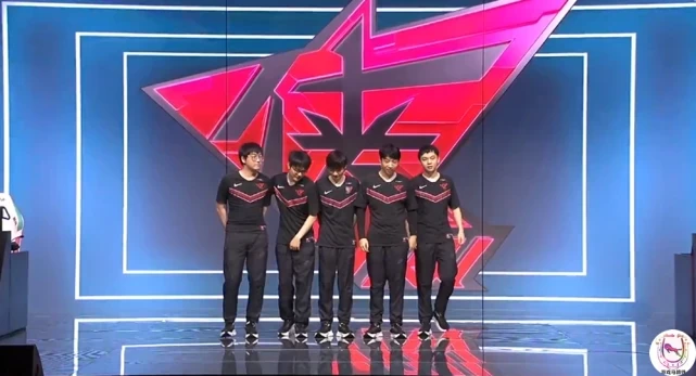 LPL：RW开赛一个多月拿首胜！V5纪录还是太离谱了资讯-小米游戏中心