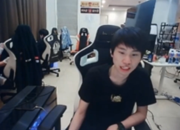 包桑爆料小乐言被搞已转入VG！Doinb透露Tarzan夏季赛不好找队伍资讯-小米游戏中心