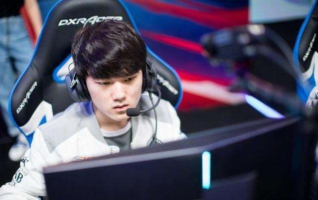 JKL口误差点下播？直播谈自己是“IG赌神”，半分钟后才反应过来资讯-小米游戏中心