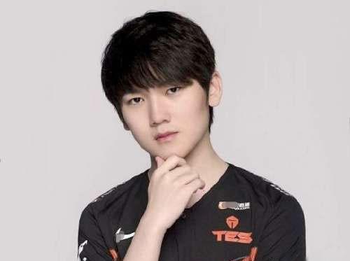 Jackeylove成名之路：我17岁就拿到了世界冠军，你呢？资讯-小米游戏中心