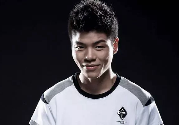 LOL：从网吧路人大神到LOL职业选手，你都知道哪些呢？资讯-小米游戏中心