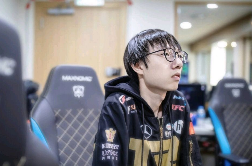 LPL五年最佳阵容对比！15年S赛八强水准，18年LOL历史最强资讯-小米游戏中心