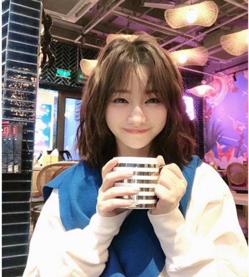 时隔多日Miss重回LPL大荧幕！不仅云顶之弈夺冠，茶艺照还火了！资讯-小米游戏中心